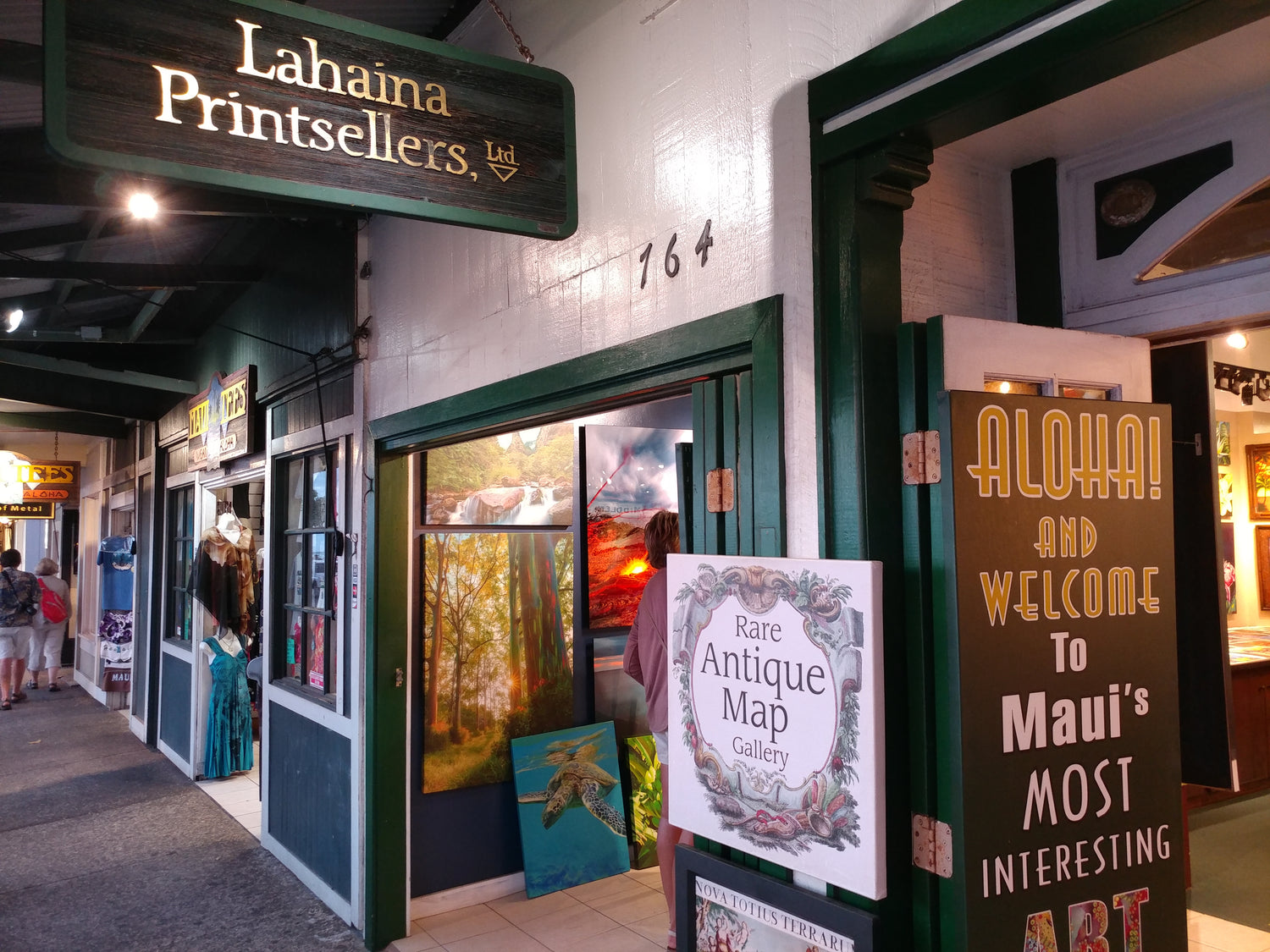About Us – Lahaina Printsellers