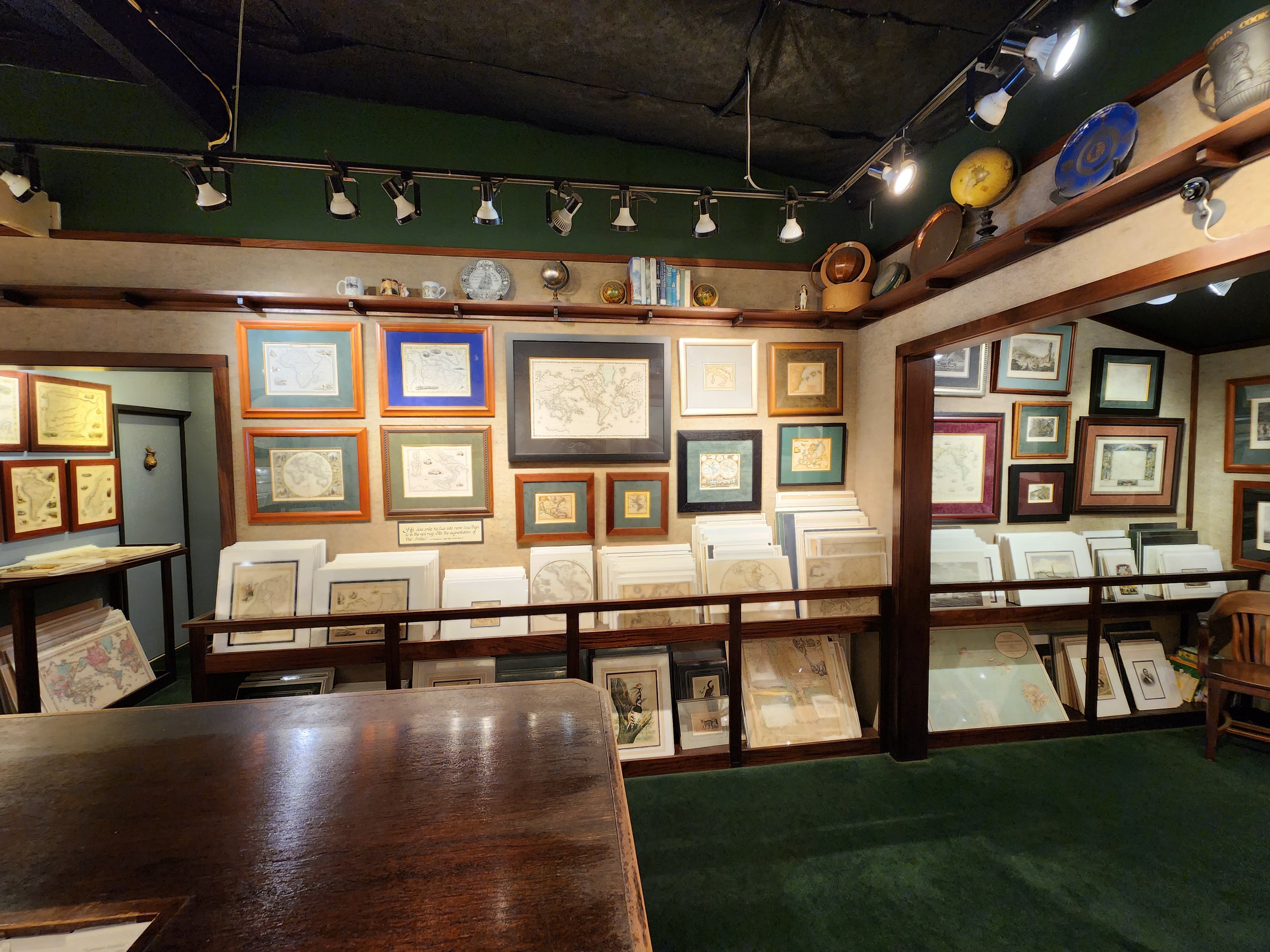 About Us – Lahaina Printsellers